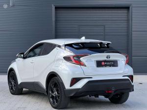 Белый Тойота C-HR 2017 в Утена, объемом двигателя 1.80 л и пробегом 149 тыс. км за 15700 €, фото 13 на AUTOMOTO.COM.LV