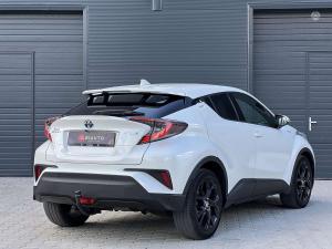 Белый Тойота C-HR 2017 в Утена, объемом двигателя 1.80 л и пробегом 149 тыс. км за 15700 €, фото 18 на AUTOMOTO.COM.LV