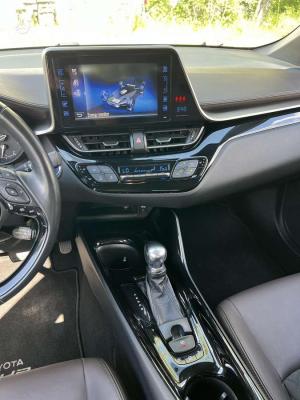 Белый Тойота C-HR 2017 в Утена, объемом двигателя 1.80 л и пробегом 149 тыс. км за 15700 €, фото 38 на AUTOMOTO.COM.LV