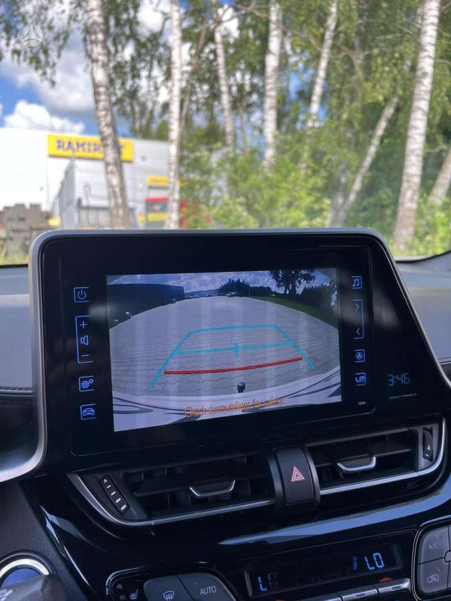 Белый Тойота C-HR 2017 в Утена, объемом двигателя 1.80 л и пробегом 149 тыс. км за 15700 €, фото 47 на AUTOMOTO.COM.LV