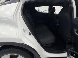 Белый Тойота C-HR 2017 в Вильнюс, объемом двигателя 1.80 л и пробегом 141 тыс. км за 14900 €, фото 11 на AUTOMOTO.COM.LV