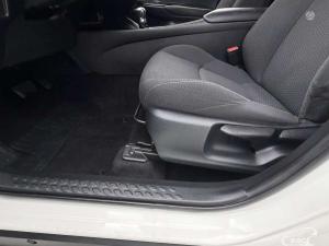 Белый Тойота C-HR 2017 в Вильнюс, объемом двигателя 1.80 л и пробегом 141 тыс. км за 14900 €, фото 23 на AUTOMOTO.COM.LV