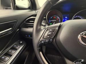 Белый Тойота C-HR 2017 в Вильнюс, объемом двигателя 1.80 л и пробегом 141 тыс. км за 14900 €, фото 30 на AUTOMOTO.COM.LV