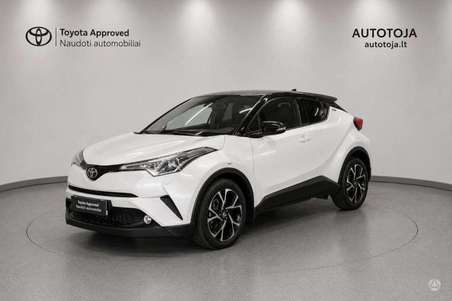 White Toyota C-HR 2017 in Kaunas, with an engine capacity of 1.20 L and mileage of 103 thousand km for 16900 €, photo 1 on AUTOMOTO.COM.LV