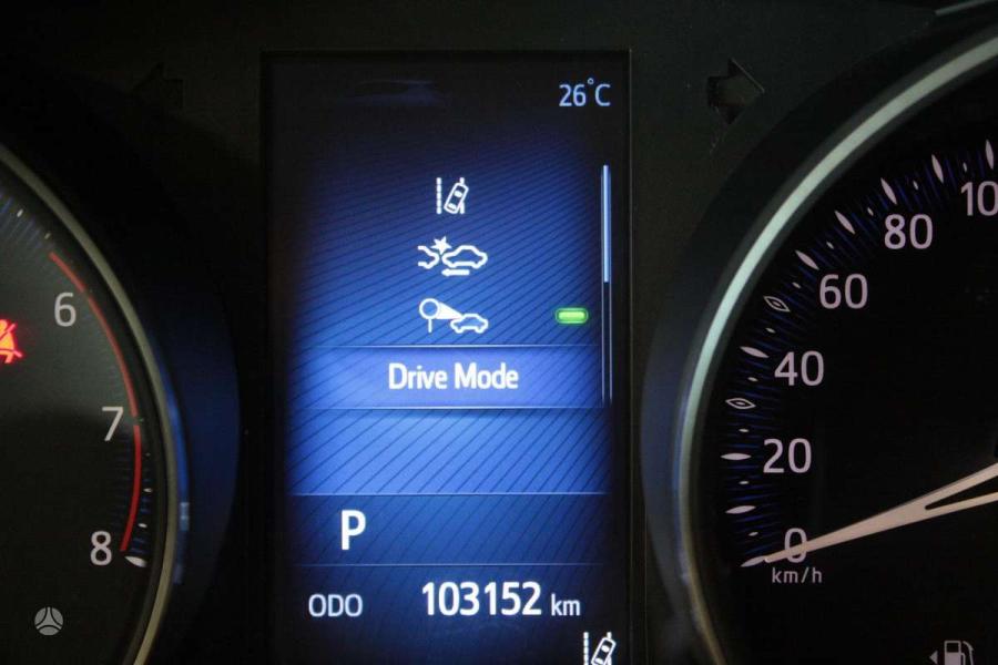 White Toyota C-HR 2017 in Kaunas, with an engine capacity of 1.20 L and mileage of 103 thousand km for 16900 €, photo 27 on AUTOMOTO.COM.LV