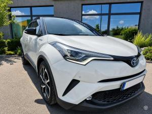 Balts Toyota C-HR 2017 Šilalė, ar dzinēja tilpumu 1.80 L un nobraukumu 176 tūkst. km par 10400 €, foto 3 vietnē AUTOMOTO.COM.LV
