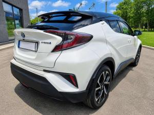 Balts Toyota C-HR 2017 Šilalė, ar dzinēja tilpumu 1.80 L un nobraukumu 176 tūkst. km par 10400 €, foto 4 vietnē AUTOMOTO.COM.LV