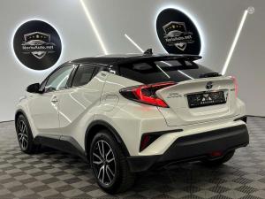 White Toyota C-HR 2017 in Marijampole, with an engine capacity of 1.80 L and mileage of 160 thousand km for 15950 €, photo 23 on AUTOMOTO.COM.LV