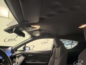 Белый Тойота C-HR 2017 в Вильнюс, объемом двигателя 1.80 л и пробегом 141 тыс. км за 13900 €, фото 25 на AUTOMOTO.COM.LV