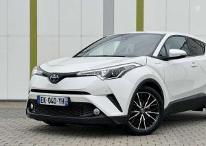 White Toyota C-HR 2017 in Taurage, with an engine capacity of 1.80 L and mileage of 172 thousand km for 14300 €, photo 9 on AUTOMOTO.COM.LV