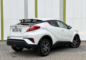 White Toyota C-HR 2017 in Taurage, with an engine capacity of 1.80 L and mileage of 172 thousand km for 14300 €, photo 22 on AUTOMOTO.COM.LV