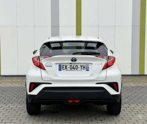 White Toyota C-HR 2017 in Taurage, with an engine capacity of 1.80 L and mileage of 172 thousand km for 14300 €, photo 24 on AUTOMOTO.COM.LV