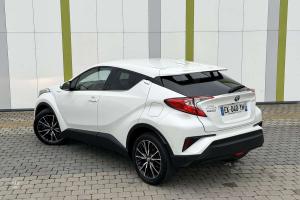 White Toyota C-HR 2017 in Taurage, with an engine capacity of 1.80 L and mileage of 172 thousand km for 14300 €, photo 26 on AUTOMOTO.COM.LV