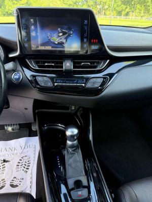 Balts Toyota C-HR 2017 Kauņa, ar dzinēja tilpumu 1.80 L un nobraukumu 250 tūkst. km par 14700 €, foto 15 vietnē AUTOMOTO.COM.LV