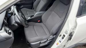 Balts Toyota C-HR 2017 Jonava, ar dzinēja tilpumu 1.80 L un nobraukumu 220 tūkst. km par 11750 €, foto 18 vietnē AUTOMOTO.COM.LV