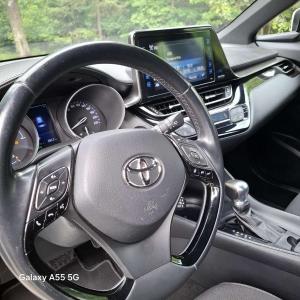 White Toyota C-HR 2017 in Vilnius, with an engine capacity of 1.80 L and mileage of 303 thousand km for 11990 €, photo 13 on AUTOMOTO.COM.LV