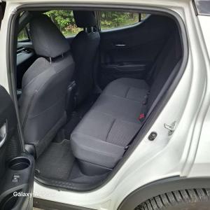 White Toyota C-HR 2017 in Vilnius, with an engine capacity of 1.80 L and mileage of 303 thousand km for 11990 €, photo 19 on AUTOMOTO.COM.LV