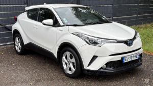 White Toyota C-HR 2017 in Jonava, with an engine capacity of 1.80 L and mileage of 220 thousand km for 11000 €, photo 4 on AUTOMOTO.COM.LV