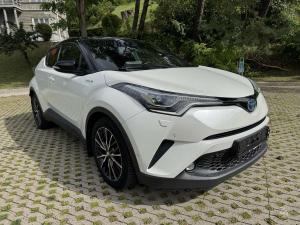 Белый Тойота C-HR 2017 в Каунас, объемом двигателя 1.80 л и пробегом 183 тыс. км за 16450 €, фото 5 на AUTOMOTO.COM.LV