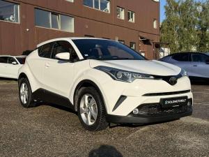White Toyota C-HR 2017 in Vilnius, with an engine capacity of 1.20 L and mileage of 169 thousand km for 13450 €, photo  on AUTOMOTO.COM.LV