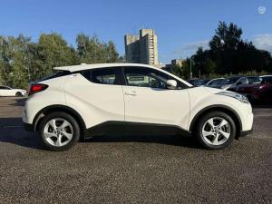 Белый Тойота C-HR 2017 в Вильнюс, объемом двигателя 1.20 л и пробегом 169 тыс. км за 13450 €, фото 9 на AUTOMOTO.COM.LV