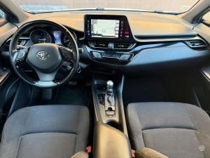 Белый Тойота C-HR 2017 в Вильнюс, объемом двигателя 1.20 л и пробегом 169 тыс. км за 13450 €, фото 13 на AUTOMOTO.COM.LV