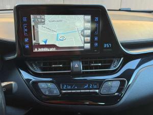 Белый Тойота C-HR 2017 в Вильнюс, объемом двигателя 1.20 л и пробегом 169 тыс. км за 13450 €, фото 23 на AUTOMOTO.COM.LV