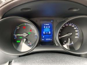 White Toyota C-HR 2017 in Siauliai, with an engine capacity of 1.80 L and mileage of 127 thousand km for 14900 €, photo 19 on AUTOMOTO.COM.LV