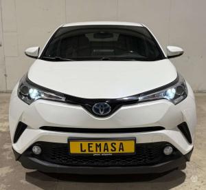 Белый Тойота C-HR 2017 в Клайпеда, объемом двигателя 1.80 л и пробегом 218 тыс. км за 14999 €, фото 27 на AUTOMOTO.COM.LV