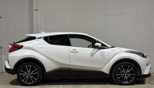 Белый Тойота C-HR 2017 в Клайпеда, объемом двигателя 1.80 л и пробегом 218 тыс. км за 14999 €, фото 35 на AUTOMOTO.COM.LV