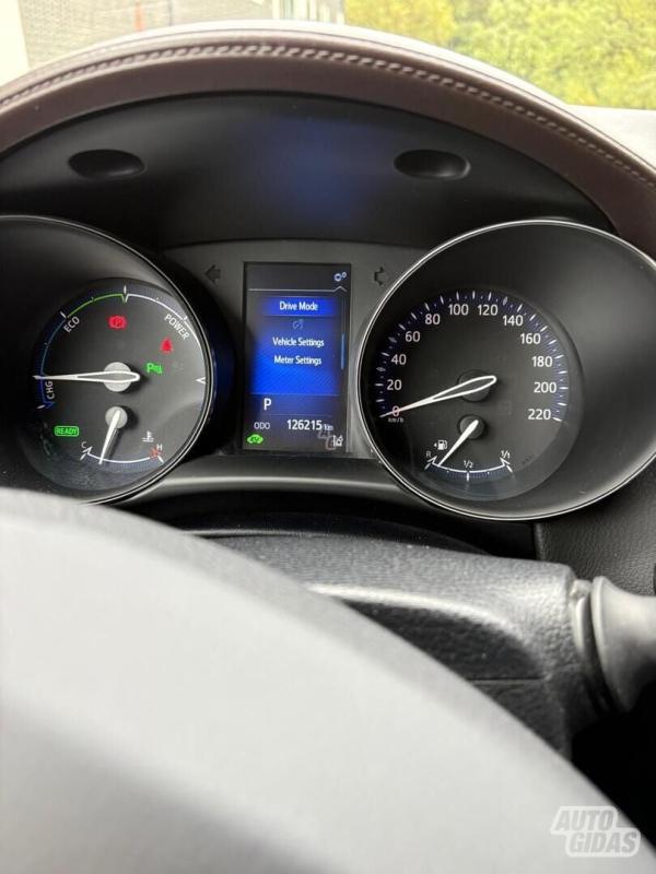 Balts Toyota C-HR 2017 Viļņa, ar dzinēja tilpumu 1.80 L un nobraukumu 126 tūkst. km par 16000 €, foto 8 vietnē AUTOMOTO.COM.LV