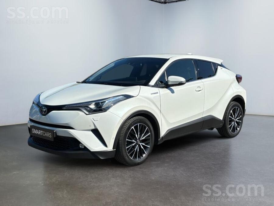 Balts Toyota C-HR 2018 Rīga, ar dzinēja tilpumu 1.80 L un nobraukumu 101 tūkst. km par 18400 €, foto 1 vietnē AUTOMOTO.COM.LV