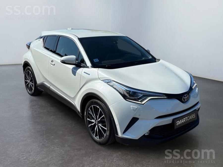 Balts Toyota C-HR 2018 Rīga, ar dzinēja tilpumu 1.80 L un nobraukumu 101 tūkst. km par 18400 €, foto 11 vietnē AUTOMOTO.COM.LV