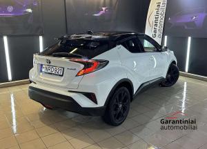 Белый Тойота C-HR 2018 в Вильнюс, объемом двигателя 1.80 л и пробегом 106 тыс. км за 18250 €, фото 2 на AUTOMOTO.COM.LV