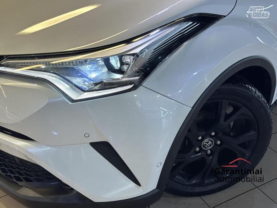 Balts Toyota C-HR 2018 Avižieniai, ar dzinēja tilpumu 1.80 L un nobraukumu 106 tūkst. km par 18250 €, foto 28 vietnē AUTOMOTO.COM.LV