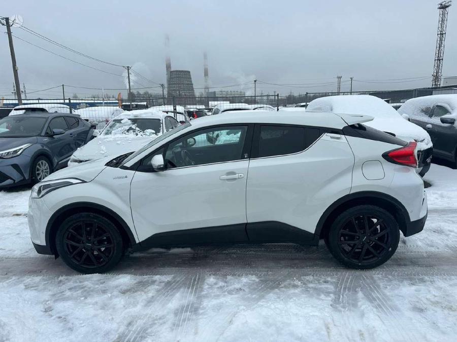 Balts Toyota C-HR 2018 Kauņa, ar dzinēja tilpumu 1.80 L un nobraukumu 149 tūkst. km par 16200 €, foto 13 vietnē AUTOMOTO.COM.LV