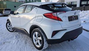 Balts Toyota C-HR 2018 Šauļi, ar dzinēja tilpumu 1.80 L un nobraukumu 180 tūkst. km par 14200 €, foto 16 vietnē AUTOMOTO.COM.LV
