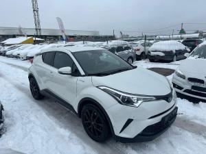 Белый Тойота C-HR 2018 в Каунас, объемом двигателя 1.80 л и пробегом 149 тыс. км за 15800 €, фото 4 на AUTOMOTO.COM.LV