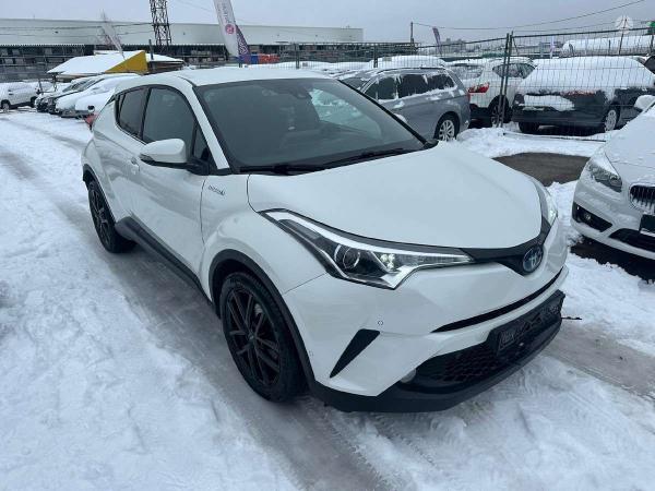 Balts Toyota C-HR 2018 Kauņa, ar dzinēja tilpumu 1.80 L un nobraukumu 149 tūkst. km par 15800 €, foto 10 vietnē AUTOMOTO.COM.LV