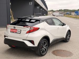 Белый Тойота C-HR 2018 в Вильнюс, объемом двигателя 1.80 л и пробегом 209 тыс. км за 13950 €, фото 6 на AUTOMOTO.COM.LV
