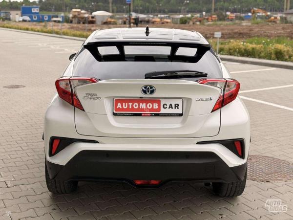 Белый Тойота C-HR 2018 в Вильнюс, объемом двигателя 1.80 л и пробегом 209 тыс. км за 13950 €, фото 8 на AUTOMOTO.COM.LV