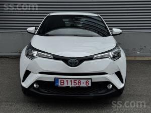 Balts Toyota C-HR 2018 Rīga, ar dzinēja tilpumu 1.80 L un nobraukumu 188 tūkst. km par 14900 €, foto 9 vietnē AUTOMOTO.COM.LV
