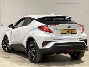 Белый Тойота C-HR 2018 в Клайпеда, объемом двигателя 1.80 л и пробегом 181 тыс. км за 15500 €, фото 19 на AUTOMOTO.COM.LV