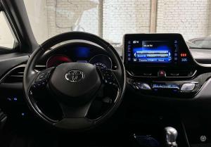 Белый Тойота C-HR 2018 в Клайпеда, объемом двигателя 1.80 л и пробегом 181 тыс. км за 15500 €, фото 32 на AUTOMOTO.COM.LV