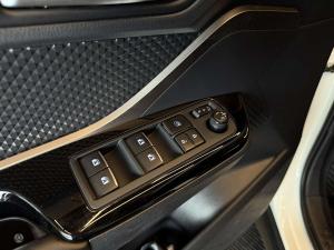 Белый Тойота C-HR 2018 в Каунас, объемом двигателя 1.80 л и пробегом 161 тыс. км за 17990 €, фото 25 на AUTOMOTO.COM.LV