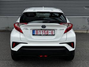 Белый Тойота C-HR 2018 в Рига, объемом двигателя 1.80 л и пробегом 188 тыс. км за 14900 €, фото 5 на AUTOMOTO.COM.LV