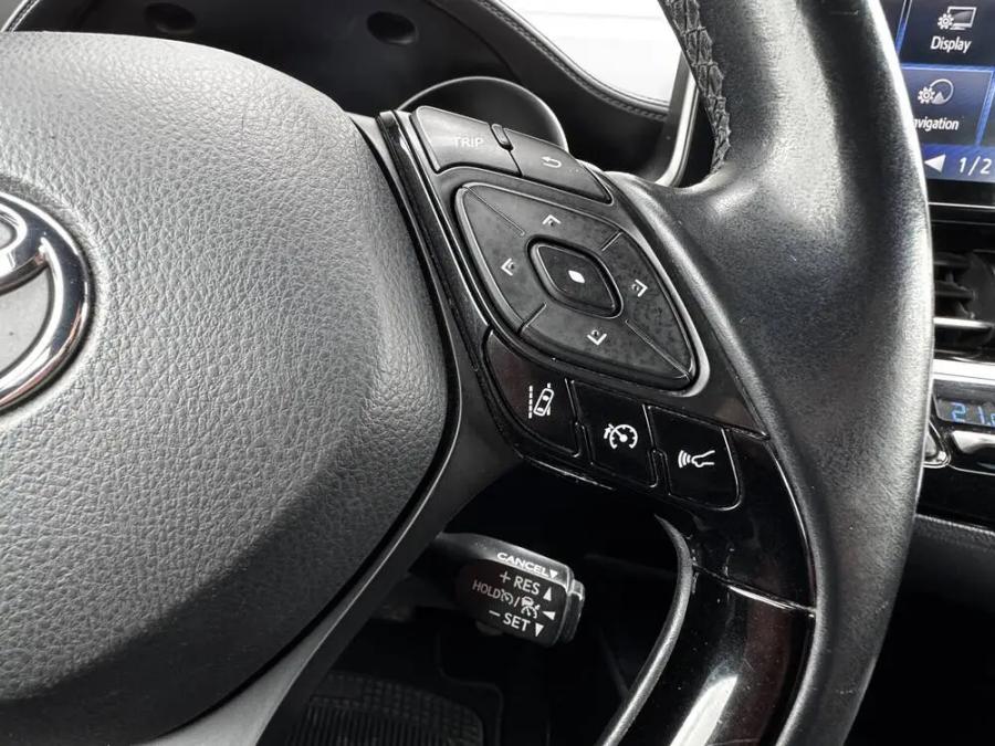 Белый Тойота C-HR 2018 в Рига, объемом двигателя 1.80 л и пробегом 188 тыс. км за 14900 €, фото 22 на AUTOMOTO.COM.LV