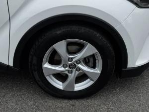 Белый Тойота C-HR 2018 в Рига, объемом двигателя 1.80 л и пробегом 188 тыс. км за 14900 €, фото 25 на AUTOMOTO.COM.LV