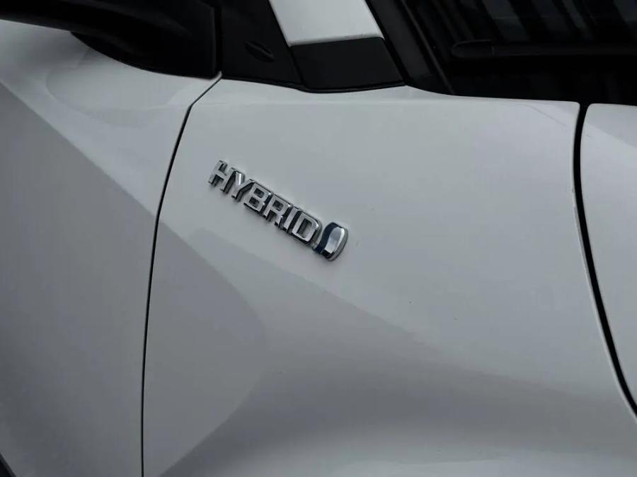 Белый Тойота C-HR 2018 в Рига, объемом двигателя 1.80 л и пробегом 188 тыс. км за 14900 €, фото 26 на AUTOMOTO.COM.LV