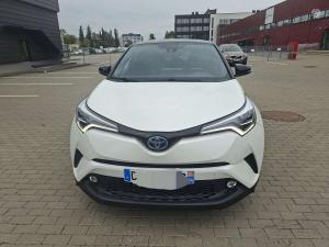 Белый Тойота C-HR 2018 в Каунас, объемом двигателя 1.80 л и пробегом 125 тыс. км за 16800 €, фото 4 на AUTOMOTO.COM.LV